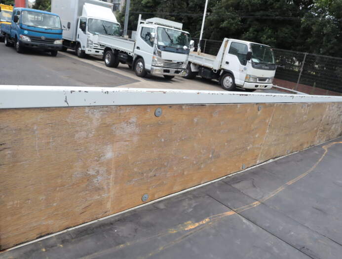 三菱 キャンター 小型 平ボディ TPG-FBA20 の中古トラック【車両No.132935】｜中古トラックの販売・買取【トラック流通センター】