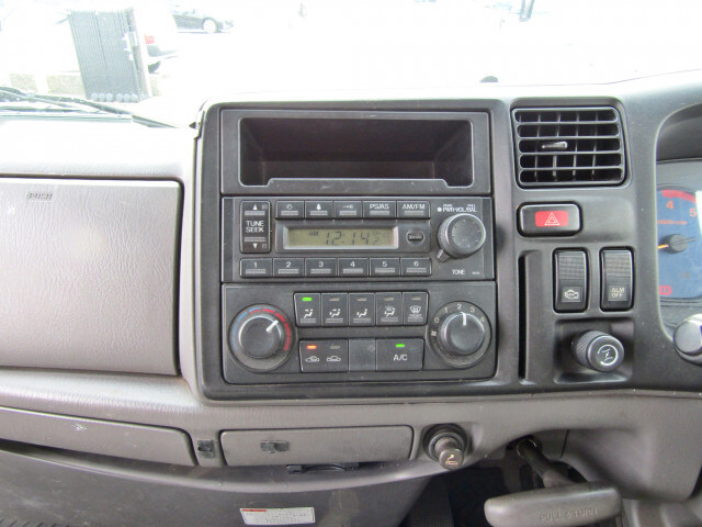 マツダ タイタン 小型 平ボディ 10尺 KK-WHF5T の中古トラック【車両No.140104】｜中古トラックの販売・買取【トラック流通センター】