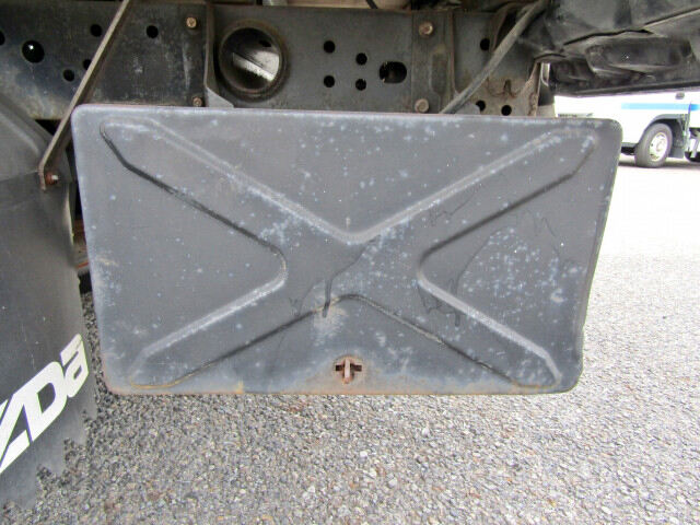 マツダ タイタン 小型 平ボディ 10尺 KK-WHF5T の中古トラック【車両No.140104】｜中古トラックの販売・買取【トラック流通センター】