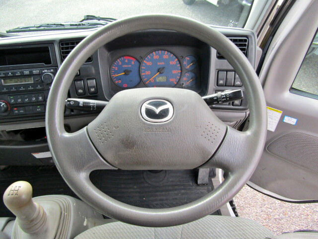 マツダ タイタン 小型 平ボディ 10尺 KK-WHF5T の中古トラック【車両No.140104】｜中古トラックの販売・買取【トラック流通センター】