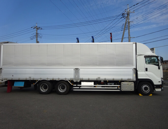 いすゞ ギガ 大型 ウイング 2PG-CYL77C の中古トラック【車両No.140787】｜中古トラックの販売・買取【トラック流通センター】