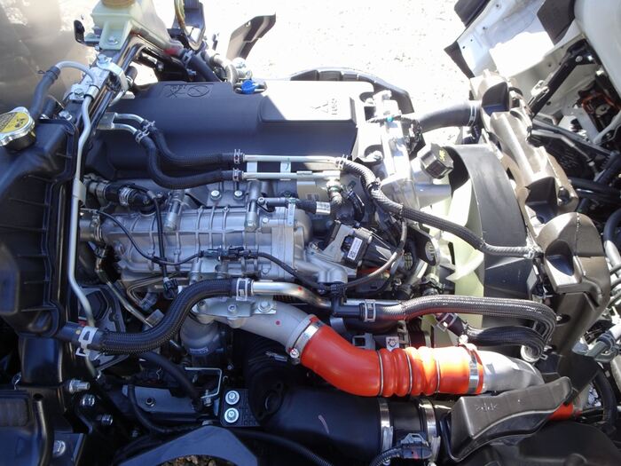 三菱 キャンター 小型 アルミバン 10尺 2RG-FBA20 の中古トラック【車両No.141608】｜中古トラックの販売・買取【トラック流通センター】