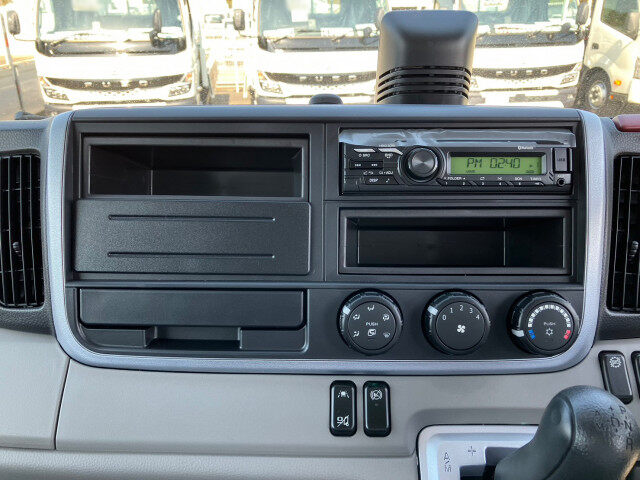 三菱 キャンター 小型 アルミバン 10尺 2RG-FBA20 の中古トラック【車両No.149352】｜中古トラックの販売・買取【トラック流通センター】