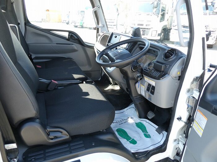 三菱 キャンター 小型 平ボディ 10尺 TPG-FBA20 の中古トラック【車両No.154430】｜中古トラックの販売・買取【トラック流通センター】