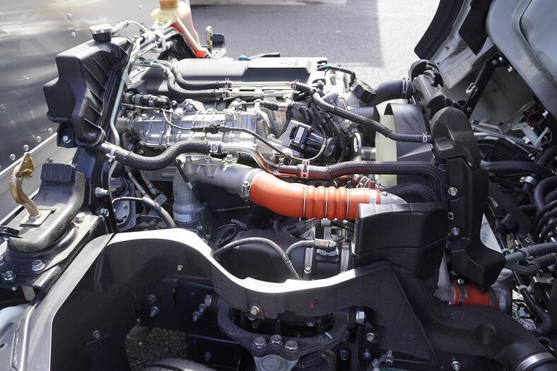 三菱 キャンター 小型 アルミバン 10尺 2RG-FBA20 の中古トラック【車両No.155948】｜中古トラックの販売・買取【トラック流通センター】