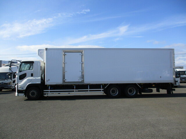 いすゞ ギガ 大型 冷凍冷蔵 2PG-CYL77C の中古トラック【車両No.160170】｜中古トラックの販売・買取【トラック流通センター】
