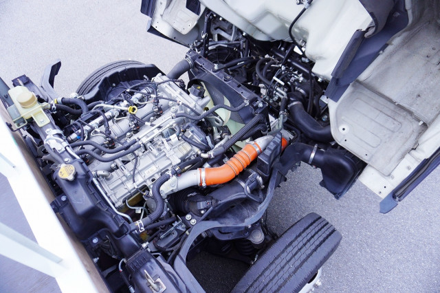 三菱 キャンター 小型 平ボディ 10尺 TKG-FBA20 の中古トラック【車両No.176904】｜中古トラックの販売・買取【トラック流通センター】