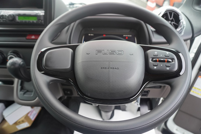 三菱 キャンター 小型 アルミバン 10尺 2RG-FBA20 の中古トラック【車両No.180204】｜中古トラックの販売・買取【トラック流通センター】