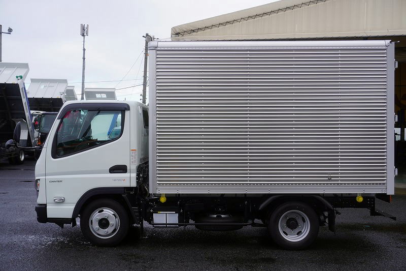 三菱 キャンター 小型 アルミバン 10尺 2RG-FBA20 の中古トラック【車両No.180204】｜中古トラックの販売・買取【トラック流通センター】