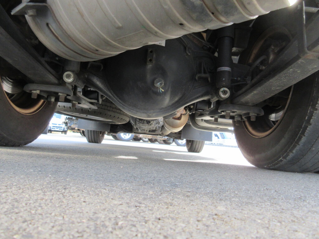 三菱 キャンター 小型 平ボディ 10尺 TPG-FBA20 の中古トラック【車両No.180552】｜中古トラックの販売・買取【トラック流通センター】